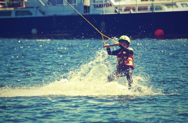 Guide To US Coast Guard Approved Life Jackets | WaterDudes